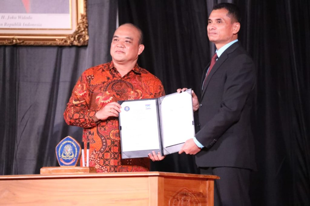 WISUDA TARUNA POLITEKNIK SIBER DAN SANDI NEGARA TAHUN AKADEMIK 2021/ ...